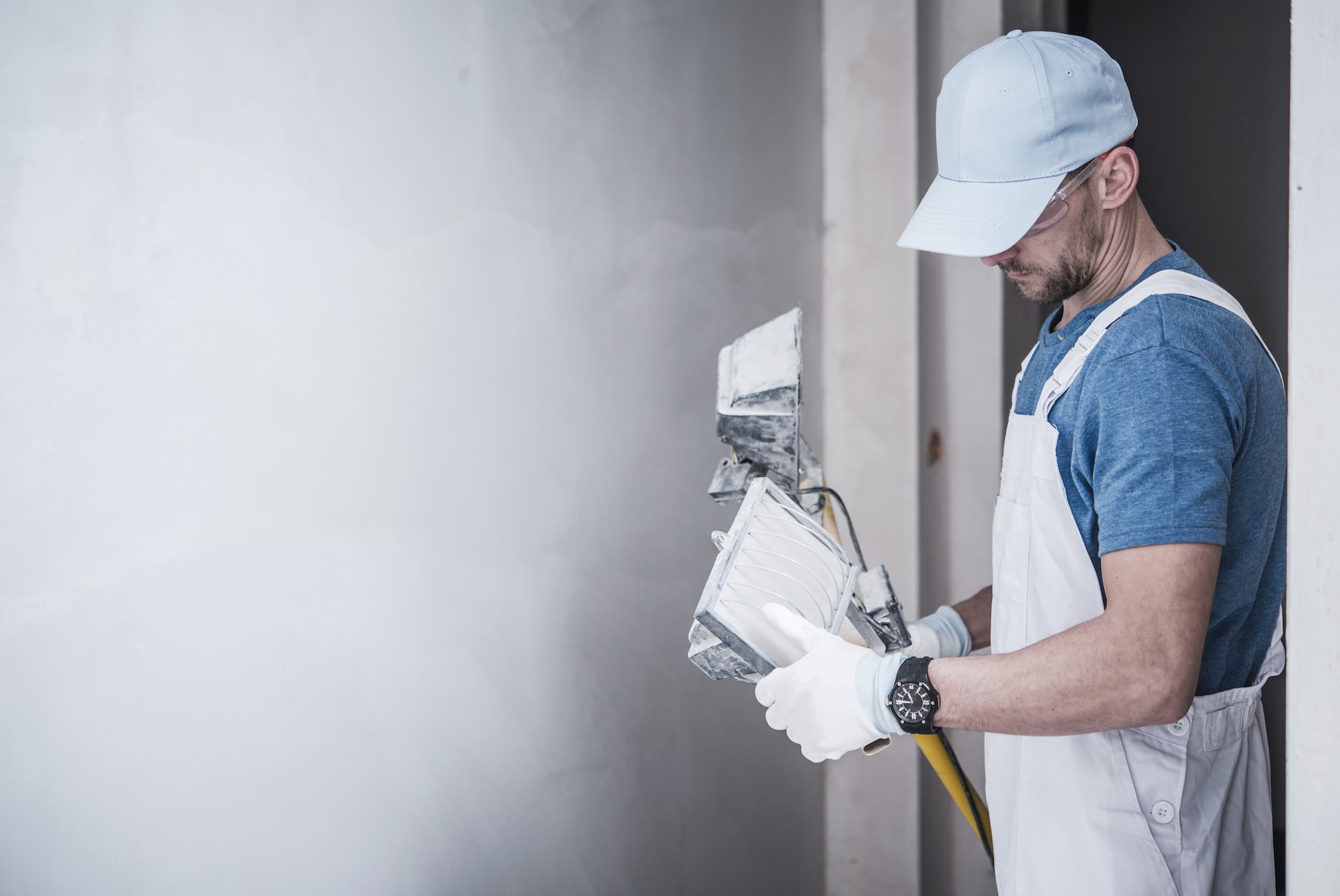 Rapidd Paints Ltd | Reliable Painting and Decorating Services